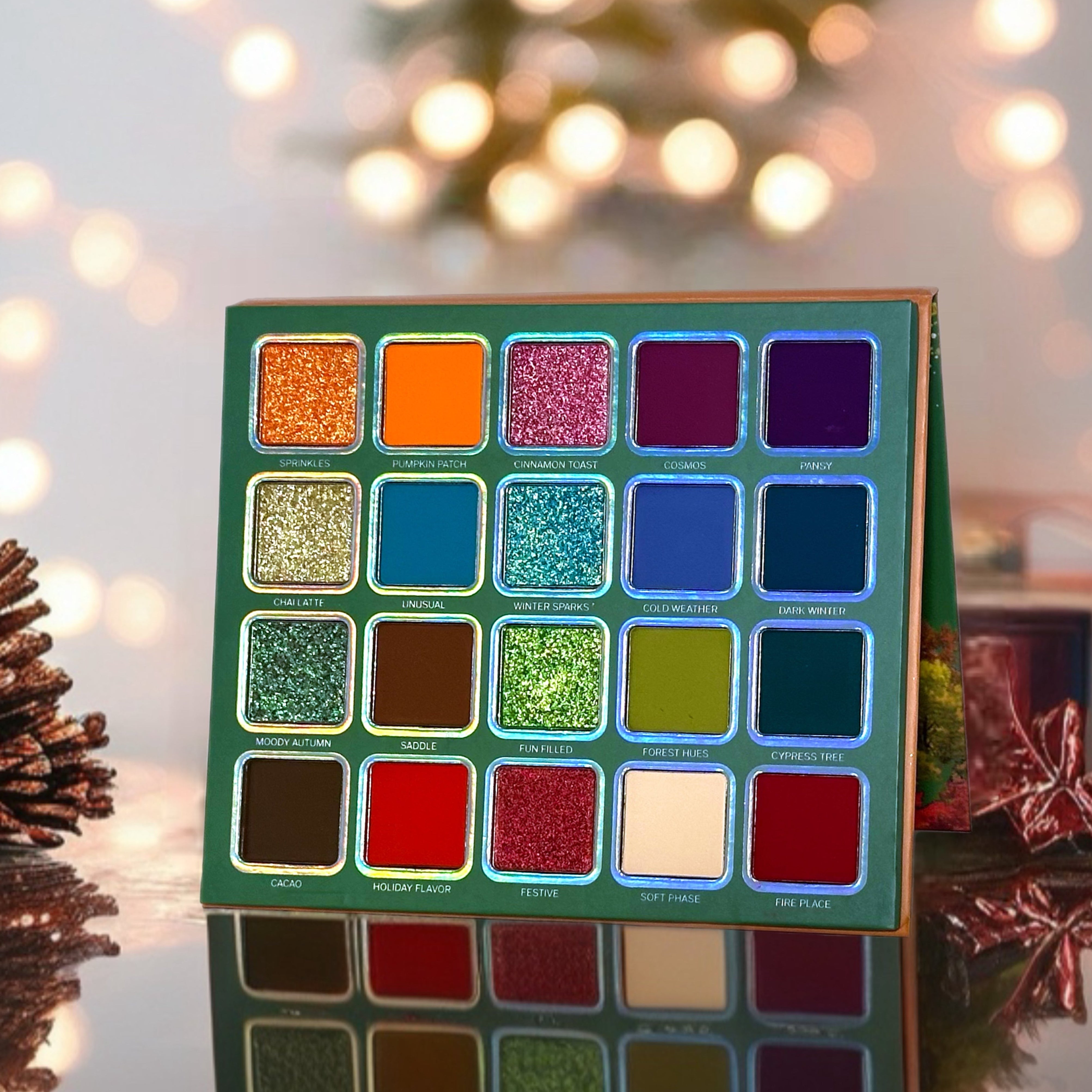Fearless Holiday eyeshadow palette - DEDE'S SIGNATURE – I FEEL BEAUTIFUL